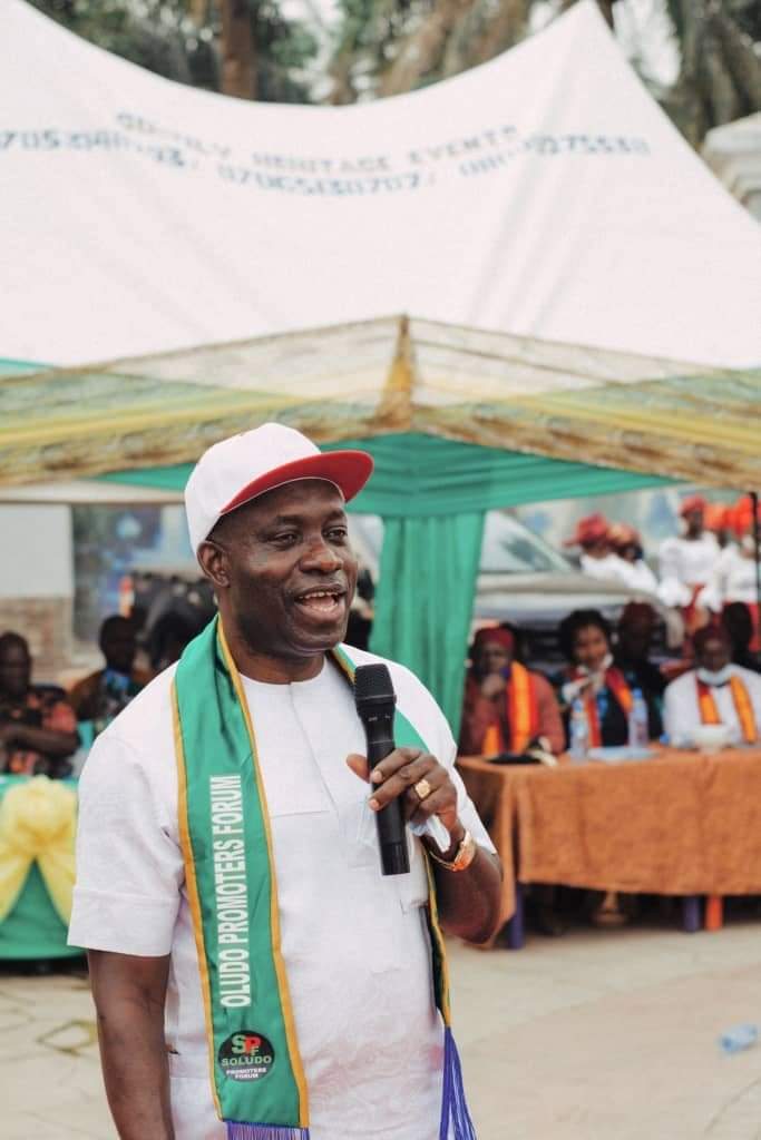 Breaking News: Tension in Anambra as gunmen attack Prof. Charles Soludo ...